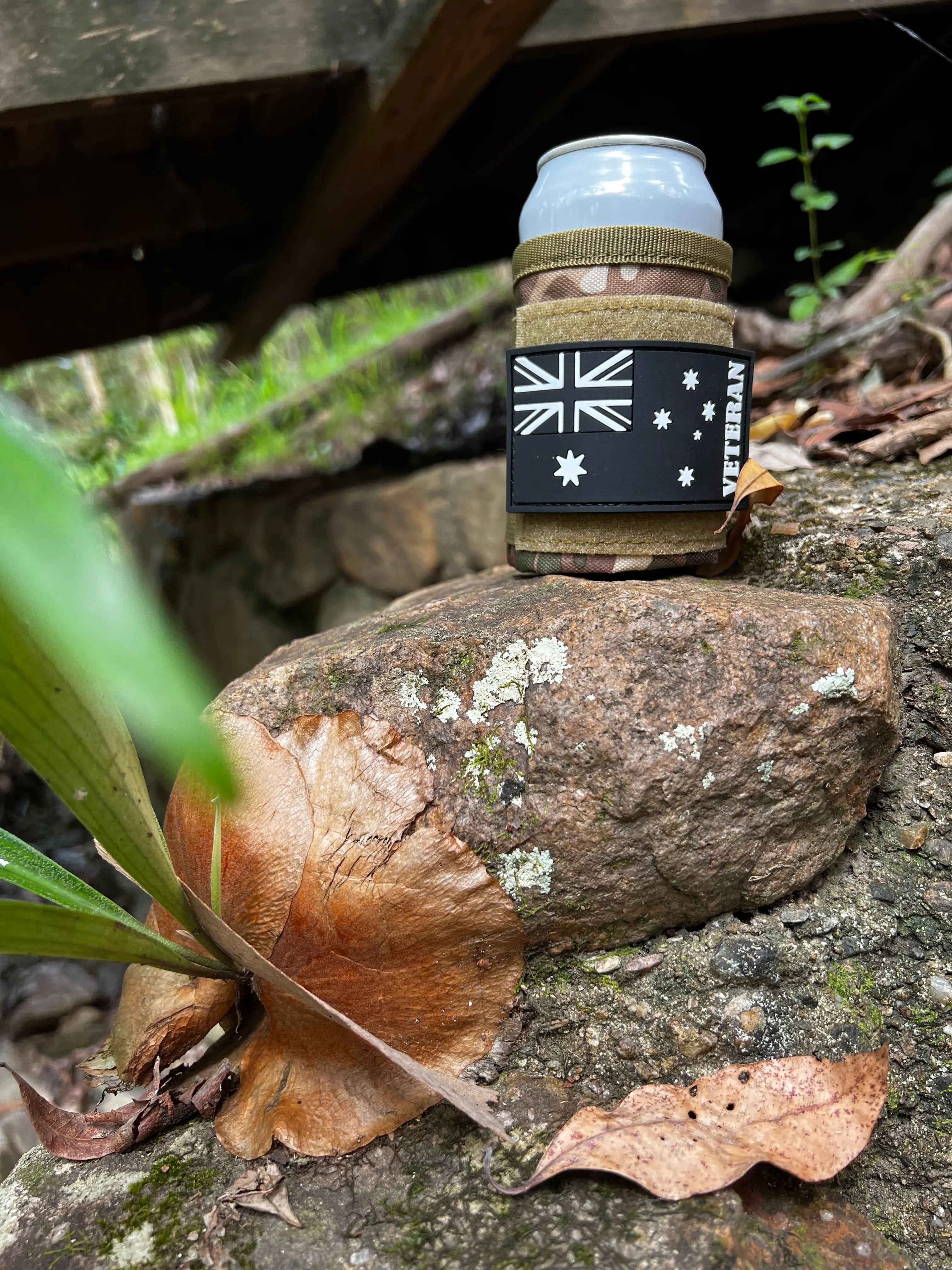 Australia Camo cooler and Veteran Black Australian Flag (PVC ...
